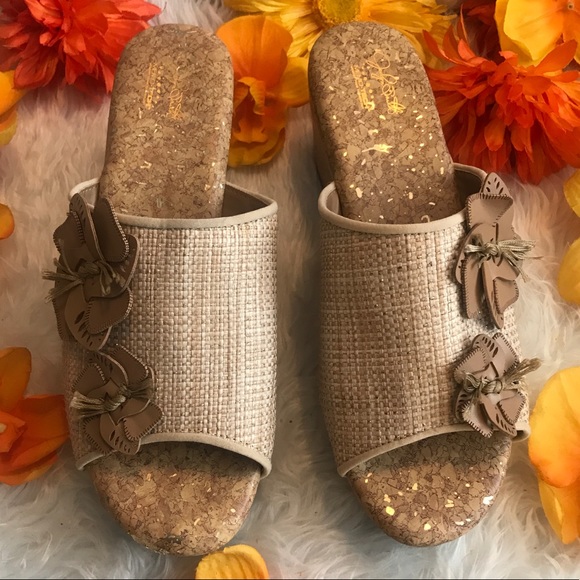 Jacqueline Smith | Shoes | Jacqueline Smith Wedges | Poshmark